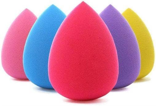 15 Best Makeup Sponges And Beauty Blenders For Flawless Foundation